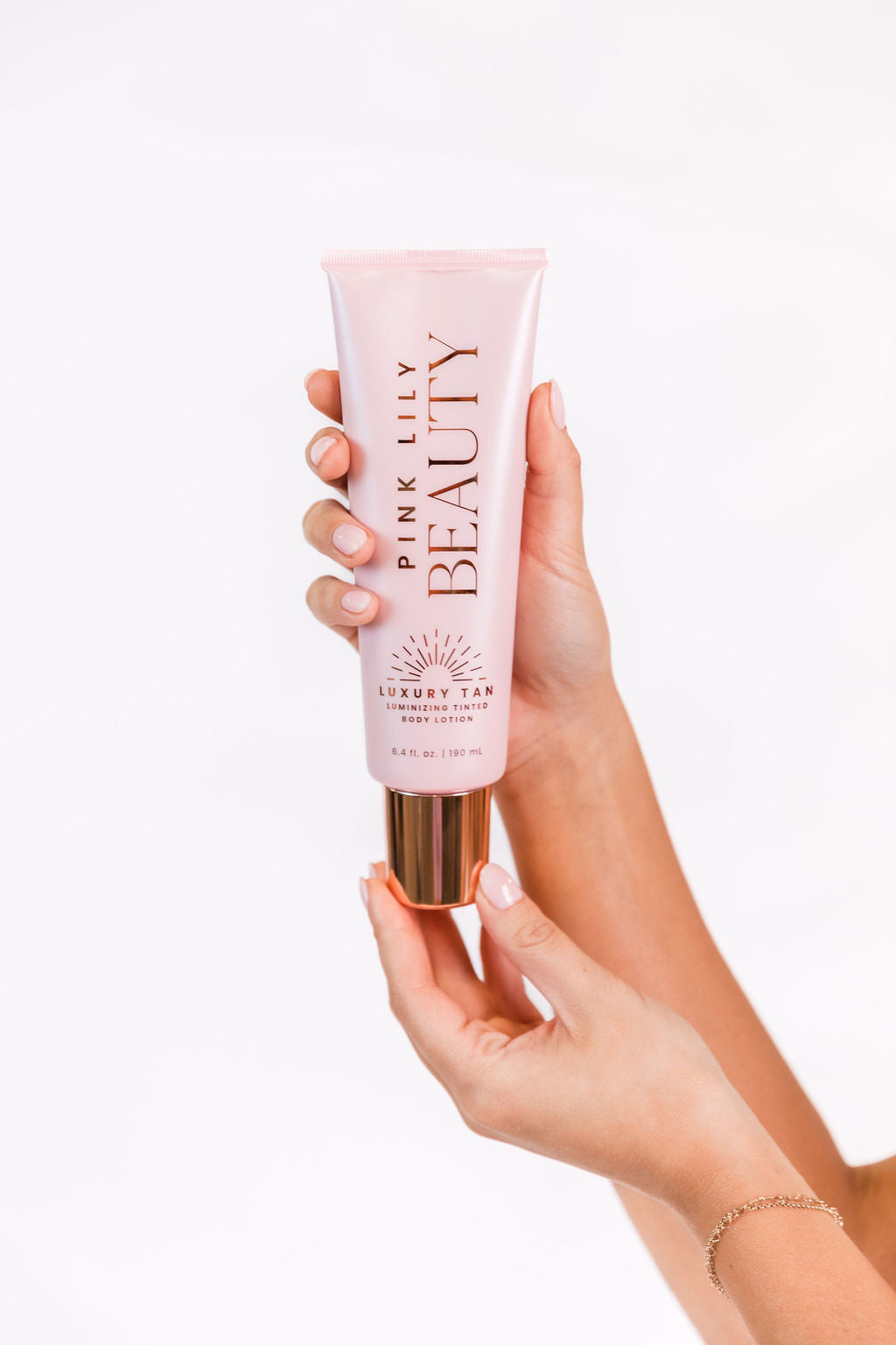Pink Lily Luxury Tan Luminizing Body Lotion, Beachy Glow - Pink Lily